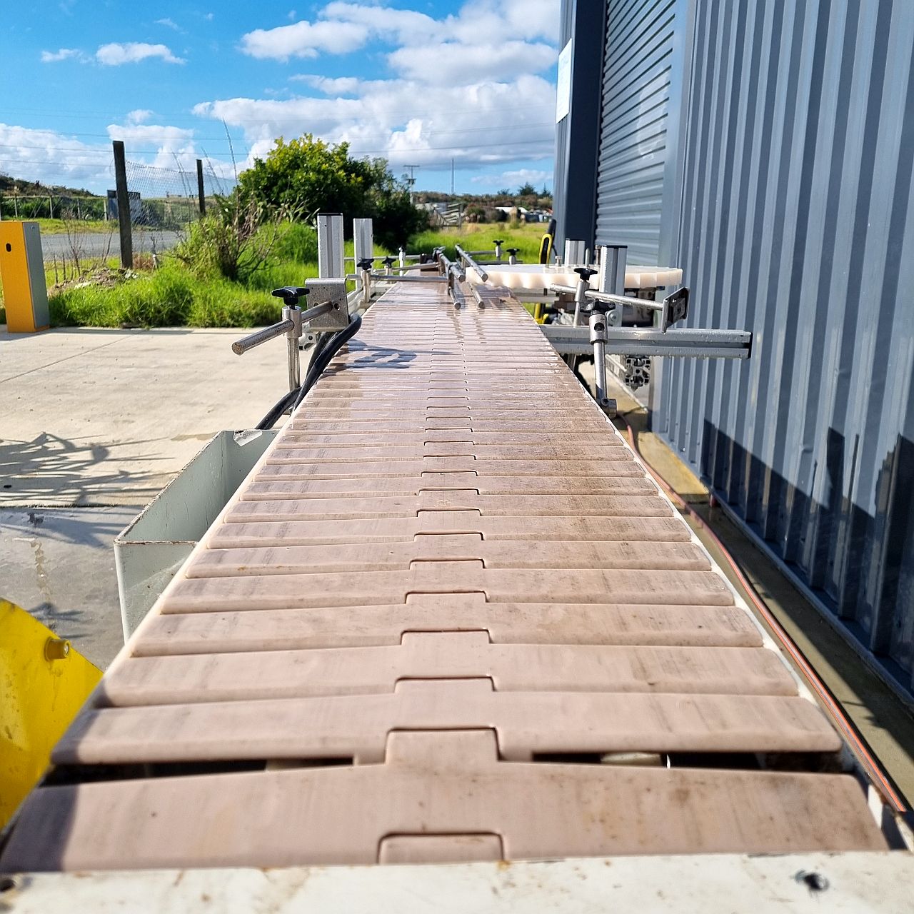 For Sale NZ Mobile Slat Band Belt Conveyor On Wheels