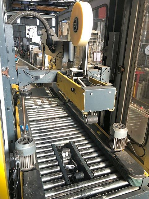 Used Automatic Top And Bottom Carton Taper For Sale NZ Siat SM44HD