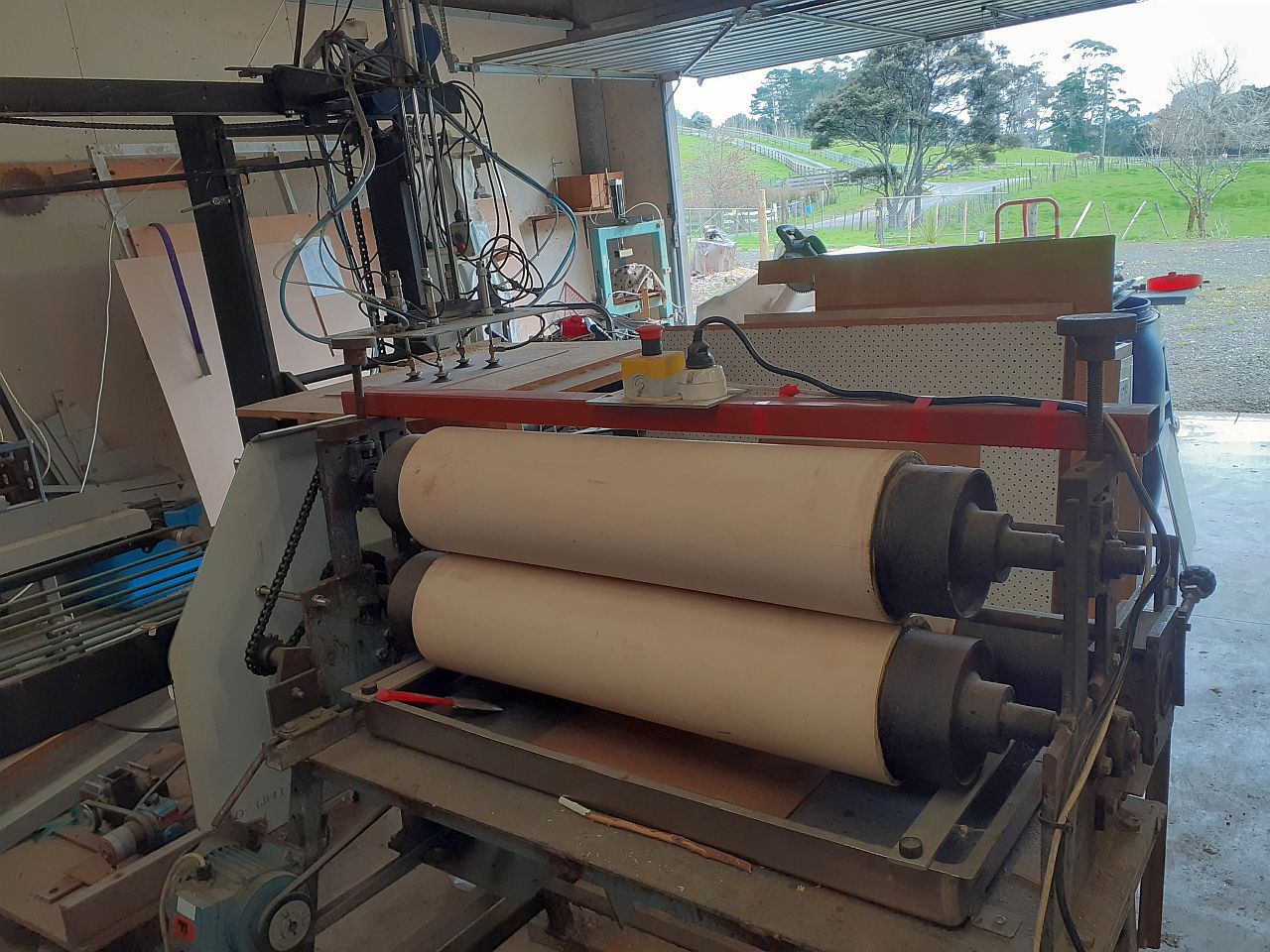 For Sale NZ Used Roller Applicator for Glue 750mm wide Suitable for ...