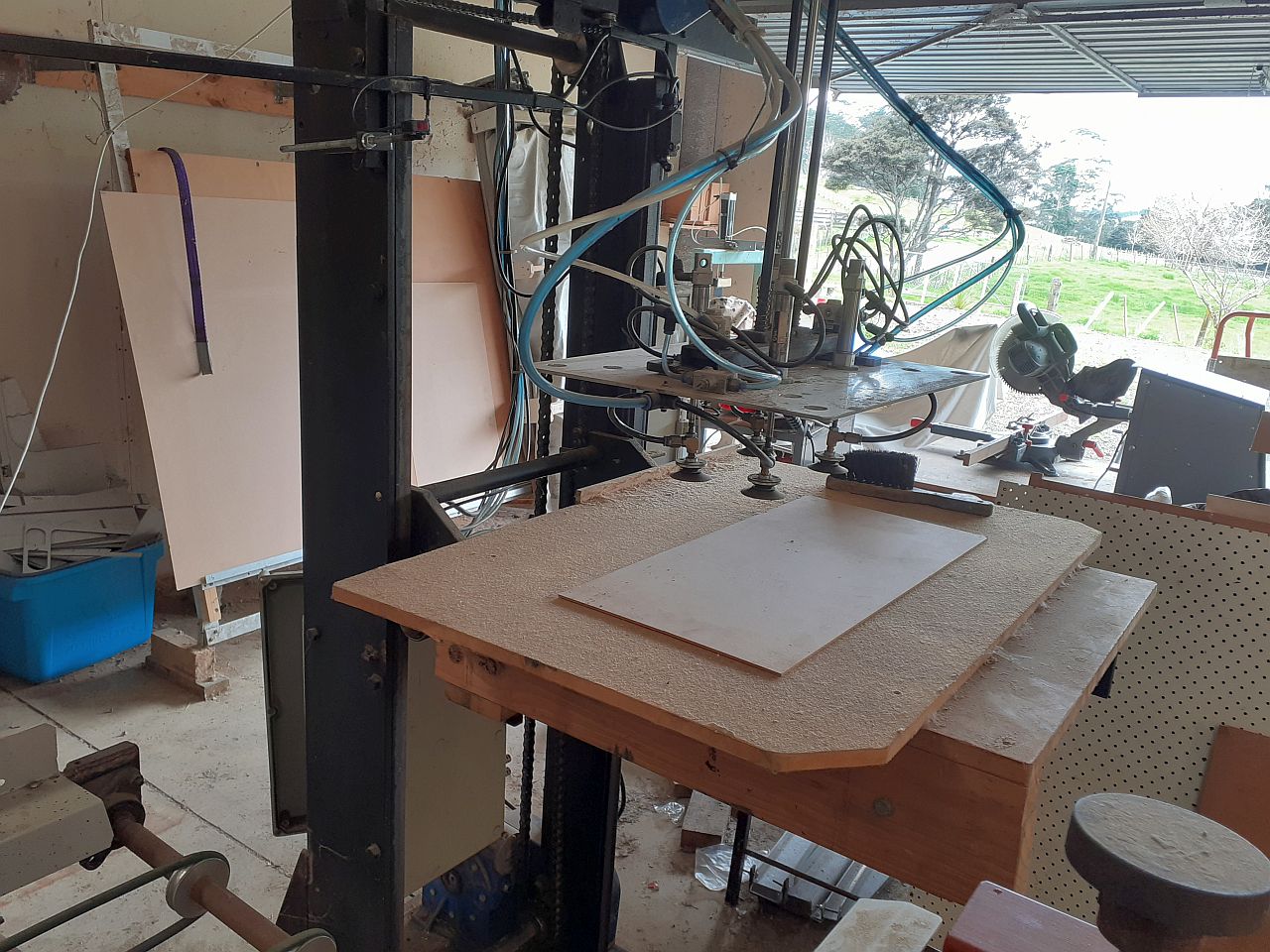 For Sale NZ Used Pick Up And Place Machine For MDF Boards