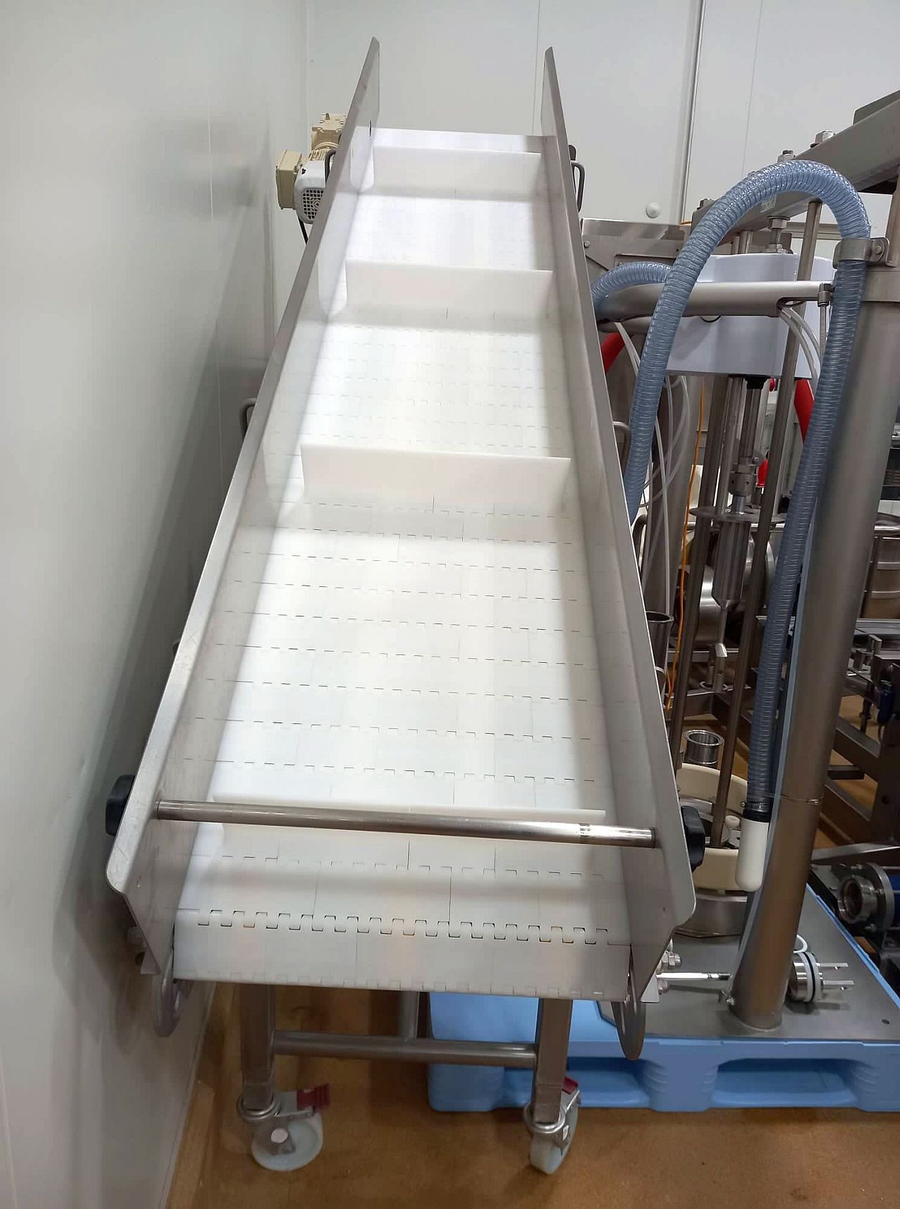 For Sale NZ Used Dice Cutter With Cleated Inclined Conveyor Spare ...