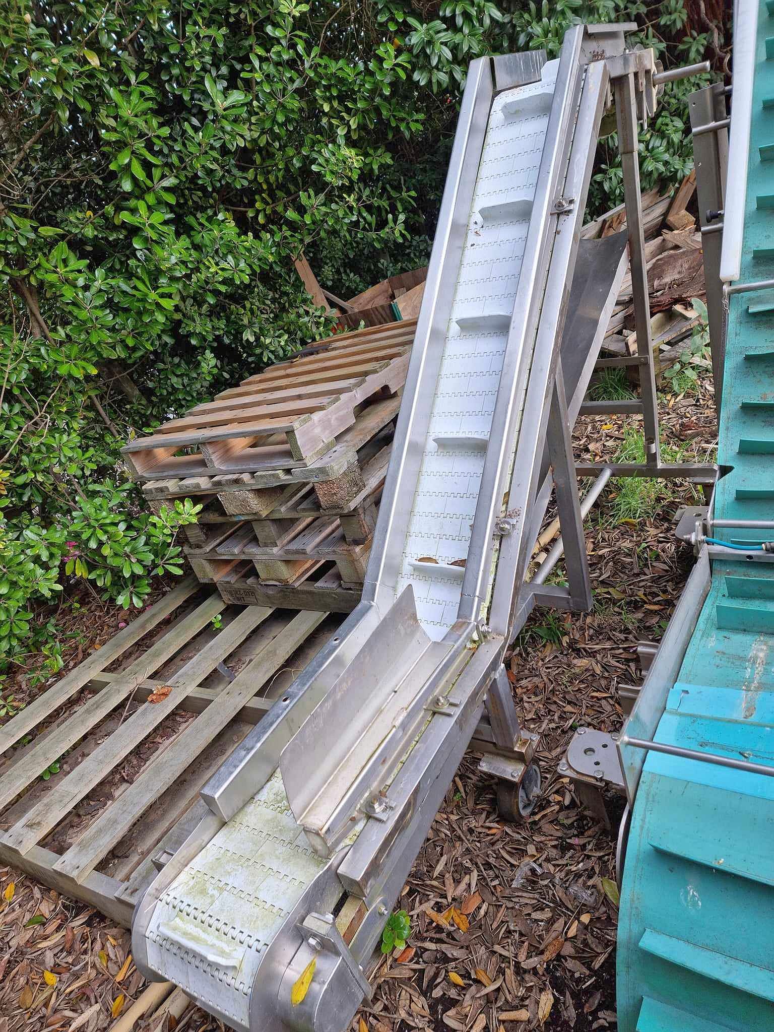 Secondhand Z Shaped Rising Conveyor For Sale NZ Stainless Frame