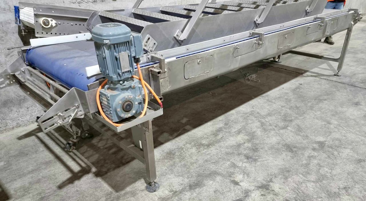 Secondhand Conveyor with Belting 900mm Wide Stainless Frame For Sale NZ